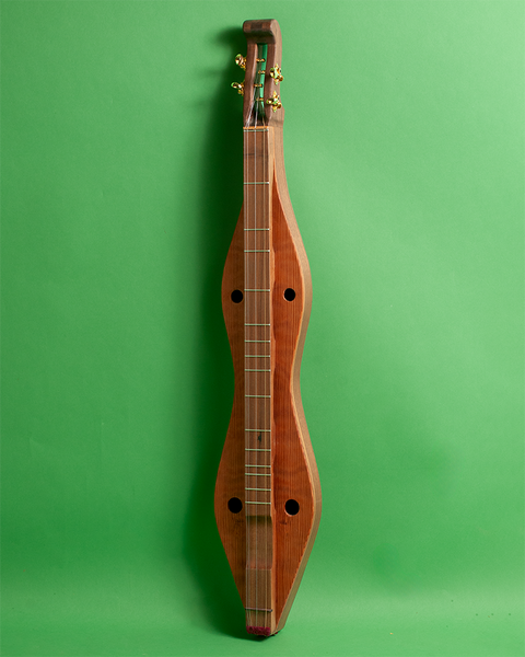 June Apple with Round Soundholes – June Apple Dulcimers
